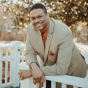 walter-fordham-headshot-300x300